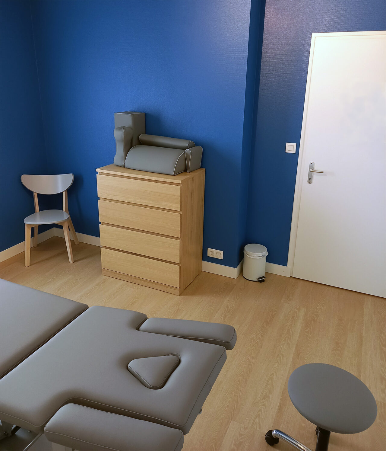 Adam Hugo | Masseur-Kinésithérapeute | Le cabinet est situé à Gorges ...